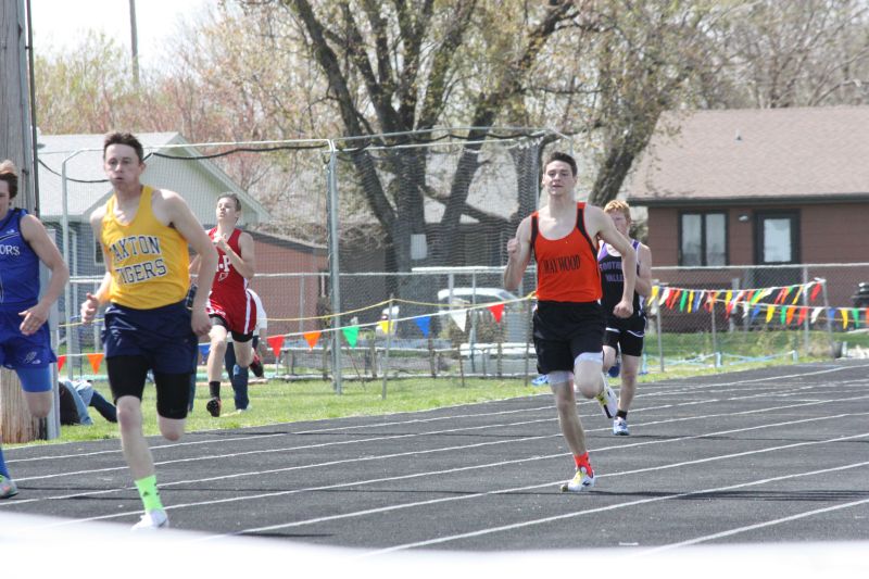 Maywood Public Schools - Tigers Compete at RPAC Track